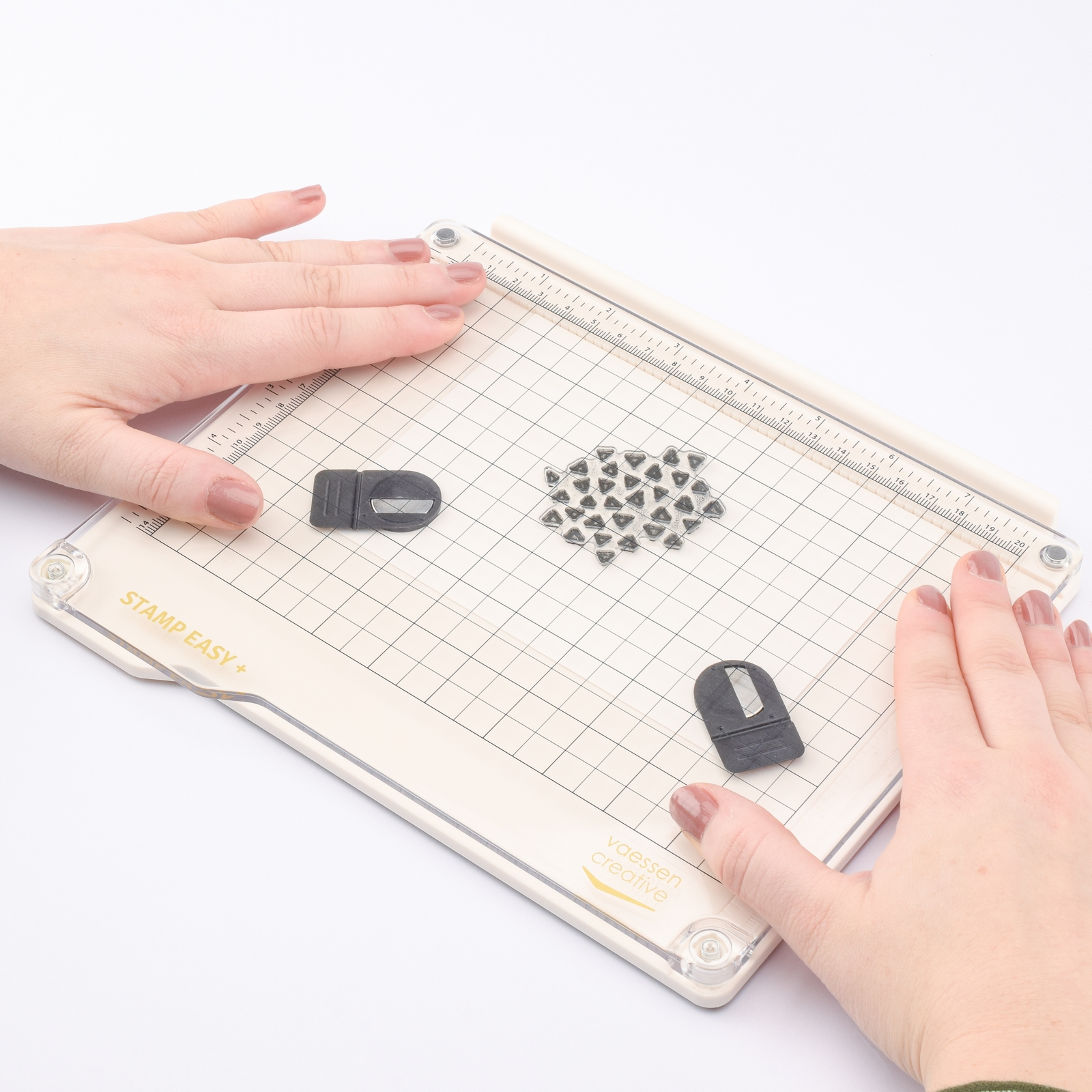 Vaessen Creative • Stamp Easy+ Stamp Platform