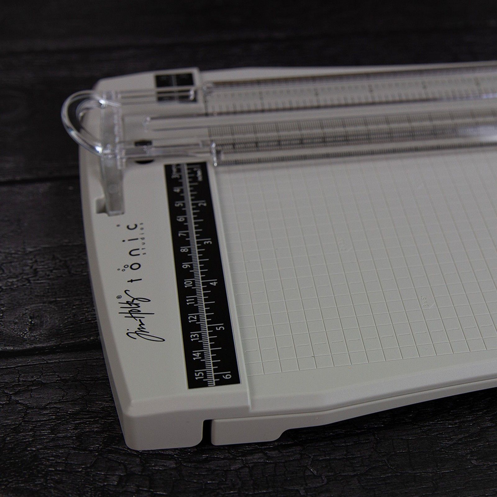 Tonic Studios • Tim Holtz Precision Trimmer