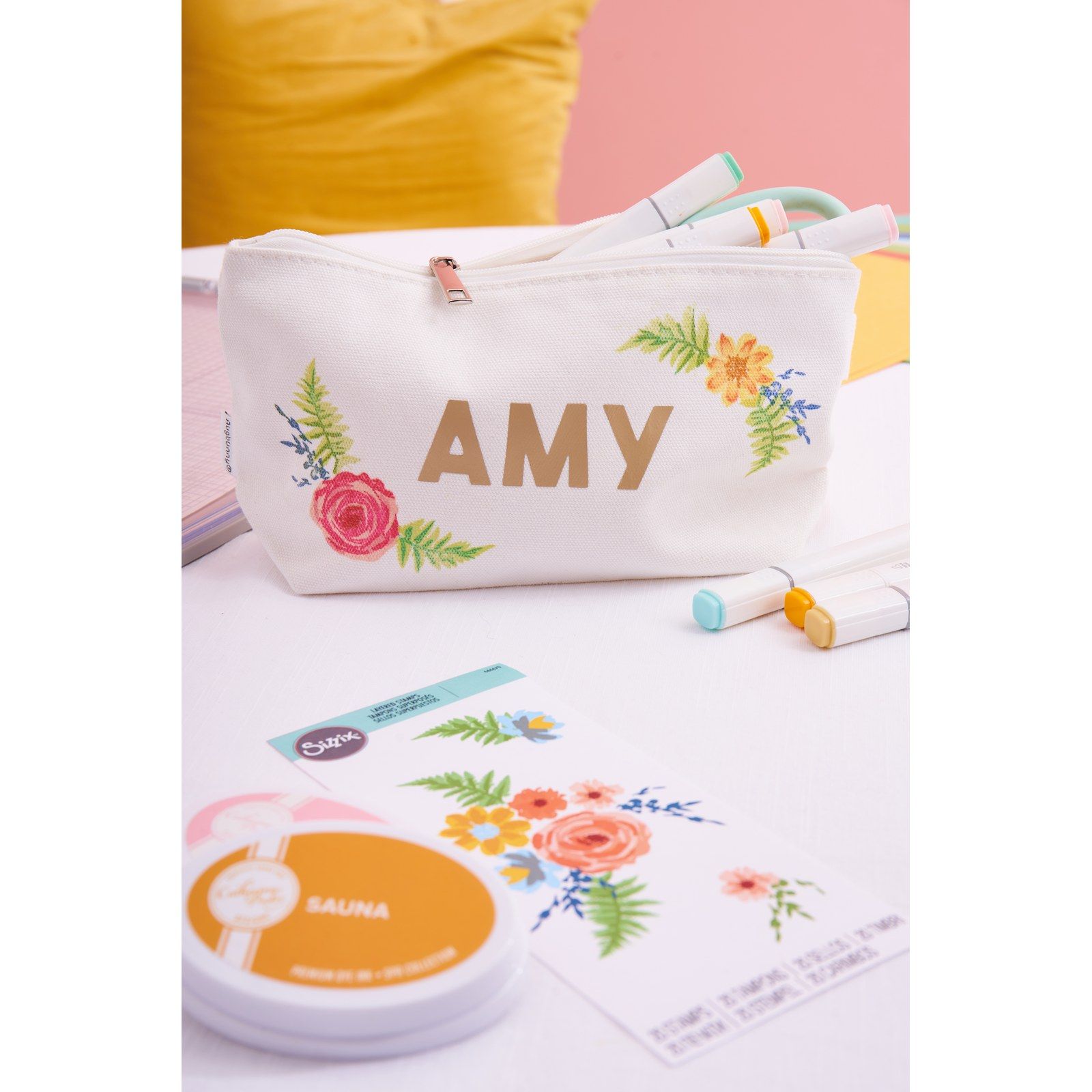 Sizzix • Bigz XL Alphabet Die Chunky par Emily Tootle