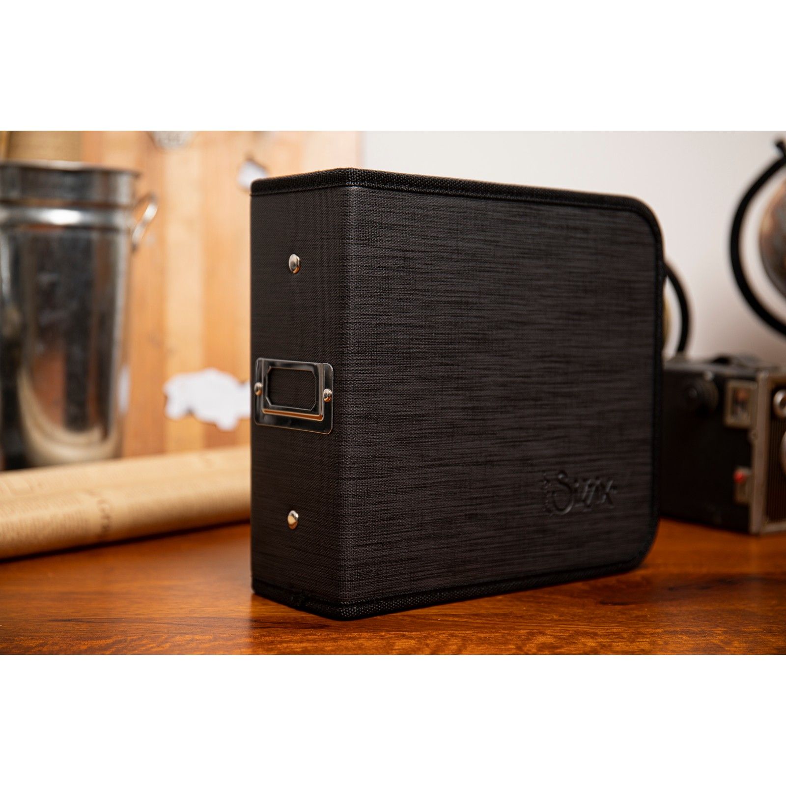 Sizzix • Tim Holtz Storage Binder Small Black