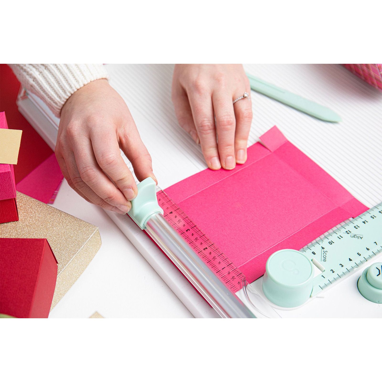 Sizzix • Making Tool Scoring Board & Trimmer