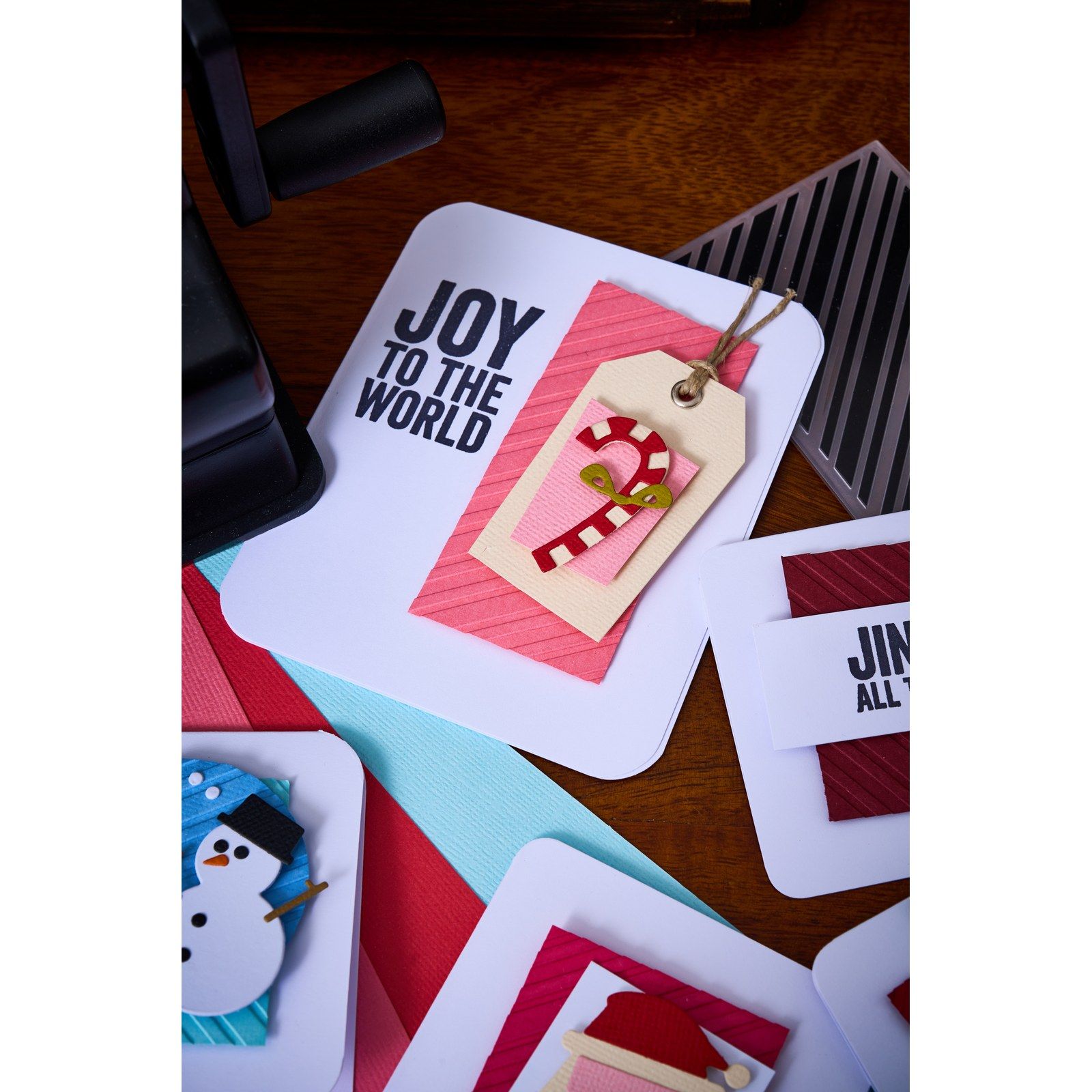 Sizzix • Vault Embossing Folder with Thinlits Die Set Christmas Minis by Tim Holtz 6pcs