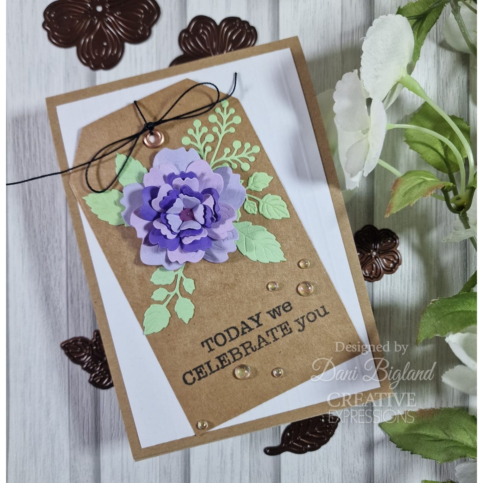 Creative Expressions • Everlasting Love Craft Die Lattice Heart Blooms