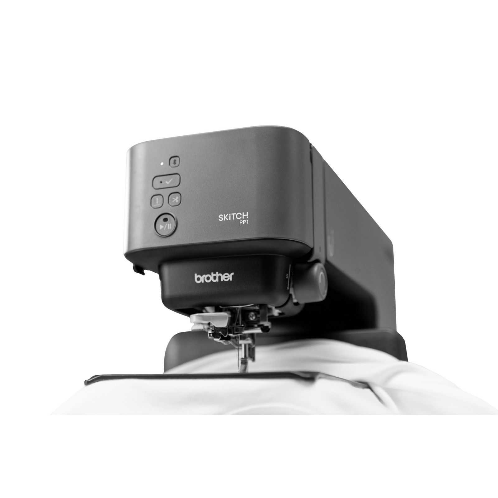 Brother Skitch PP1 embroidery machine | Vaessen Creative