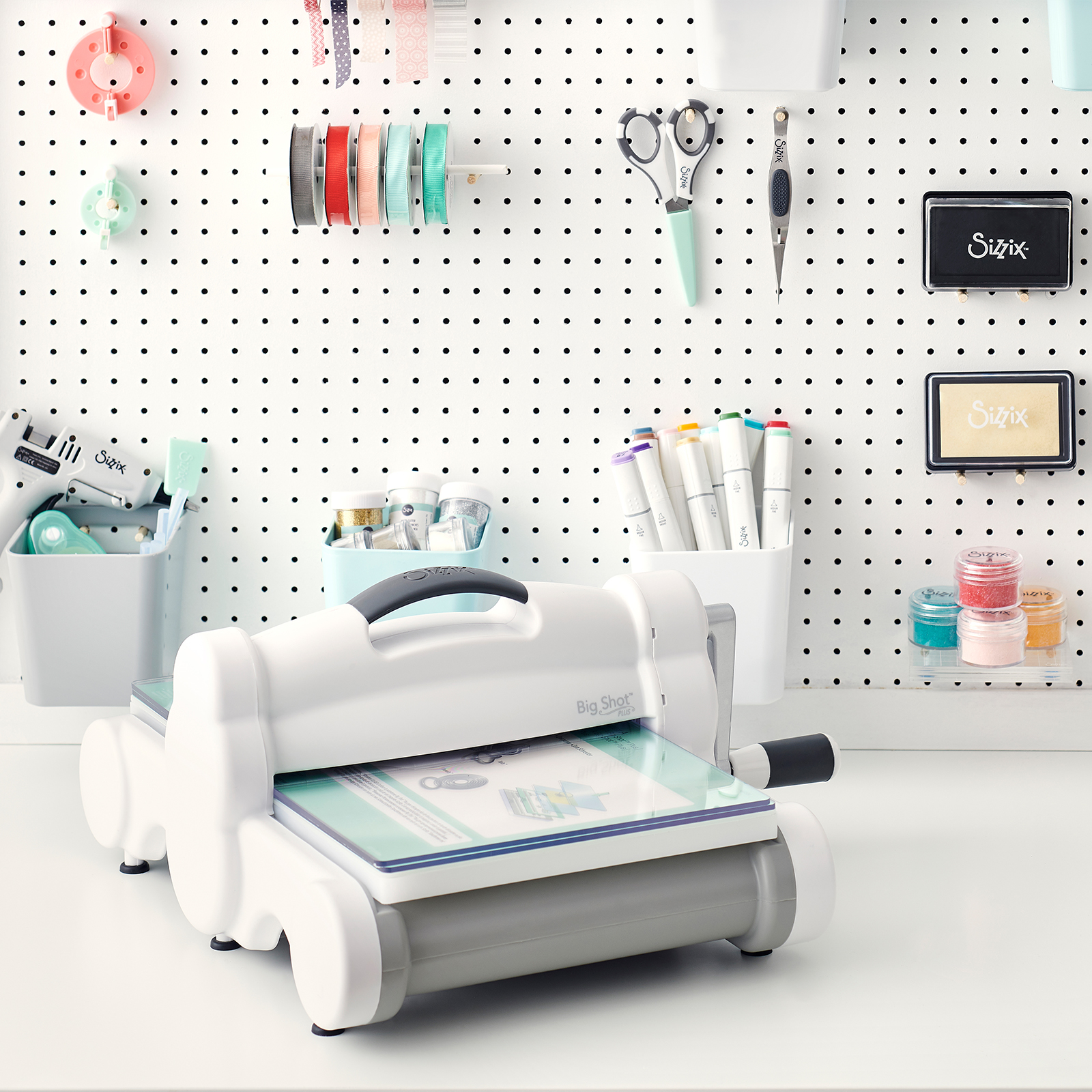 Sizzix • Big Shot Plus A4 Stansmachine